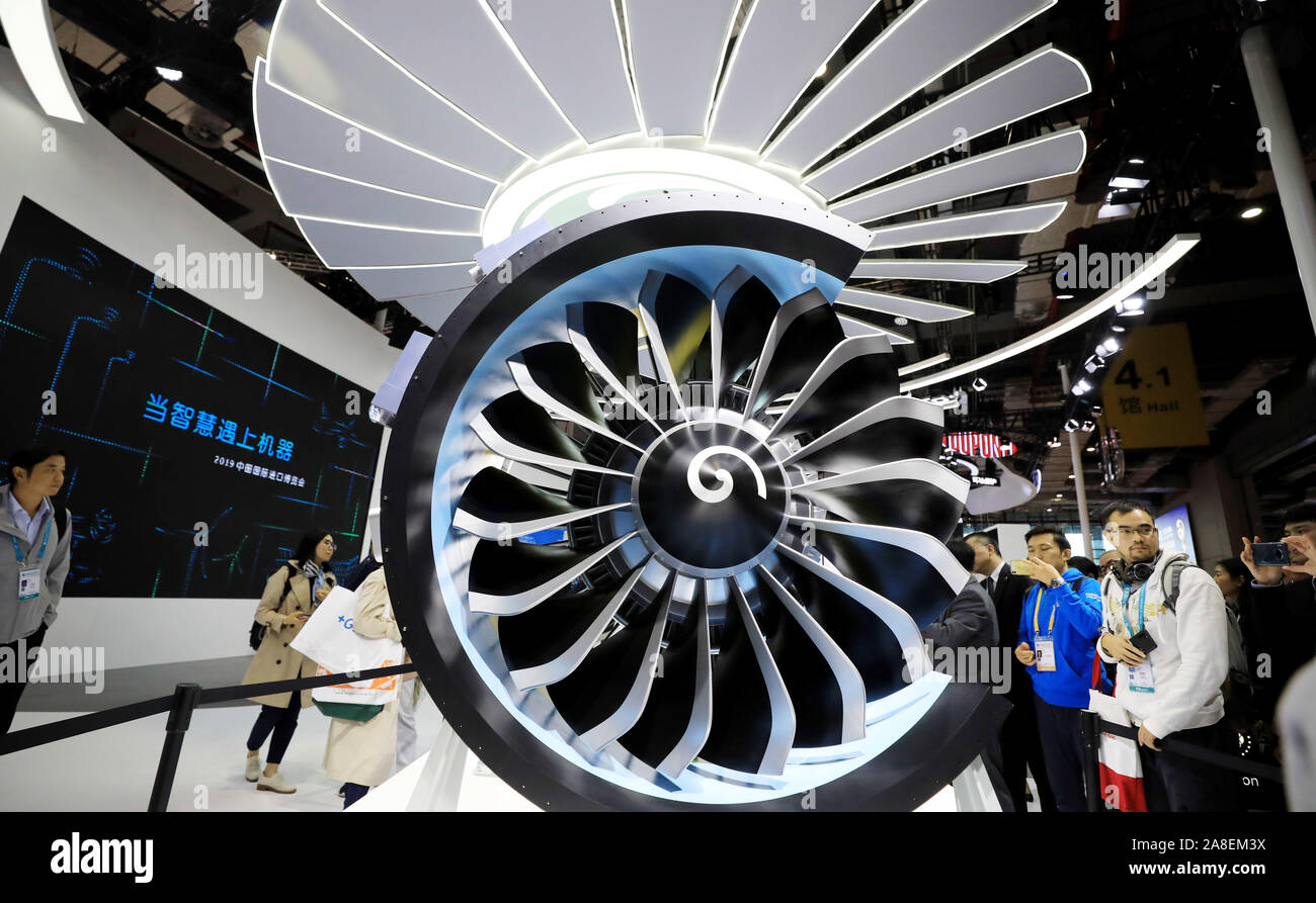 Leap engine hi-res stock photography and images - Alamy