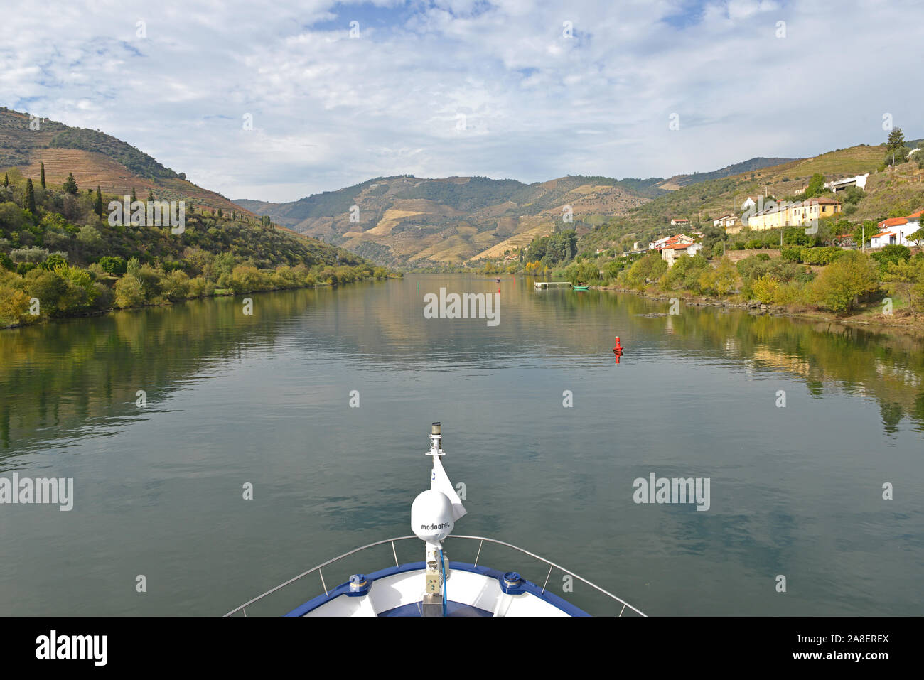 Scenic douro river cruise hi-res stock photography and images - Alamy