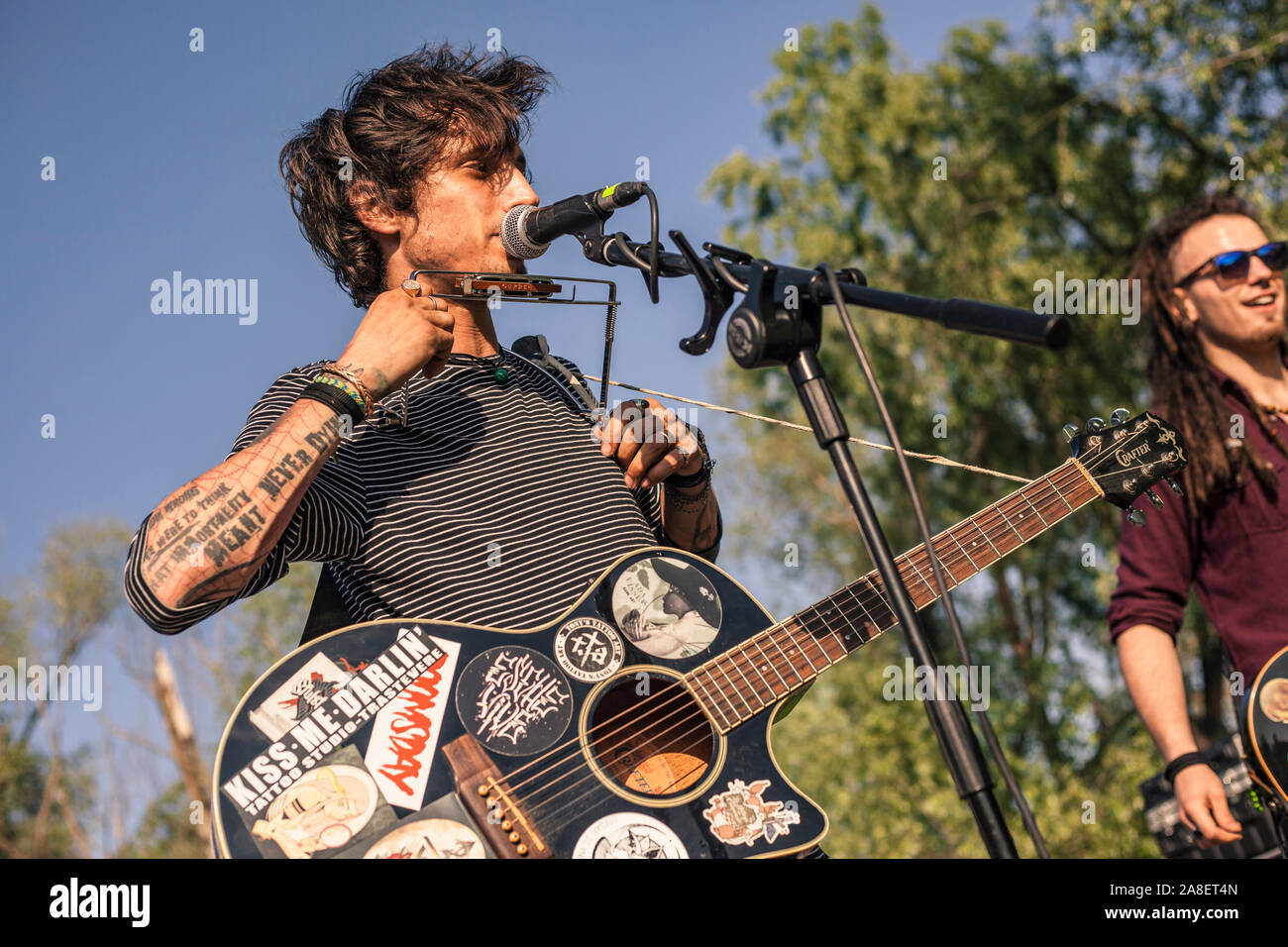 Guitar harmonica hi-res stock photography and images - Alamy