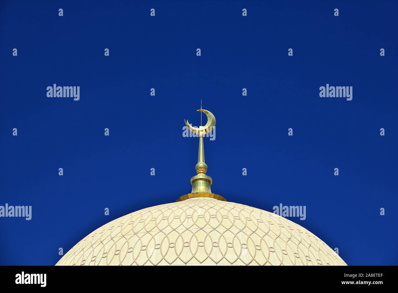 Al Saleh Mosque, Great Mosque of Sana'a, Yemen Stock Photo - Alamy