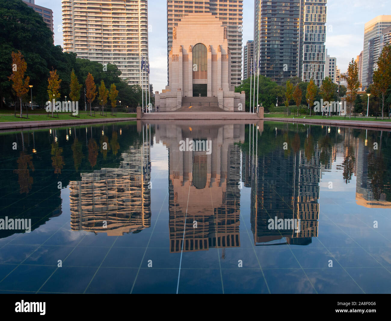 Pool Of Reflection And Anzac Memorial In Hyde Park Sydney Stock Photo ...