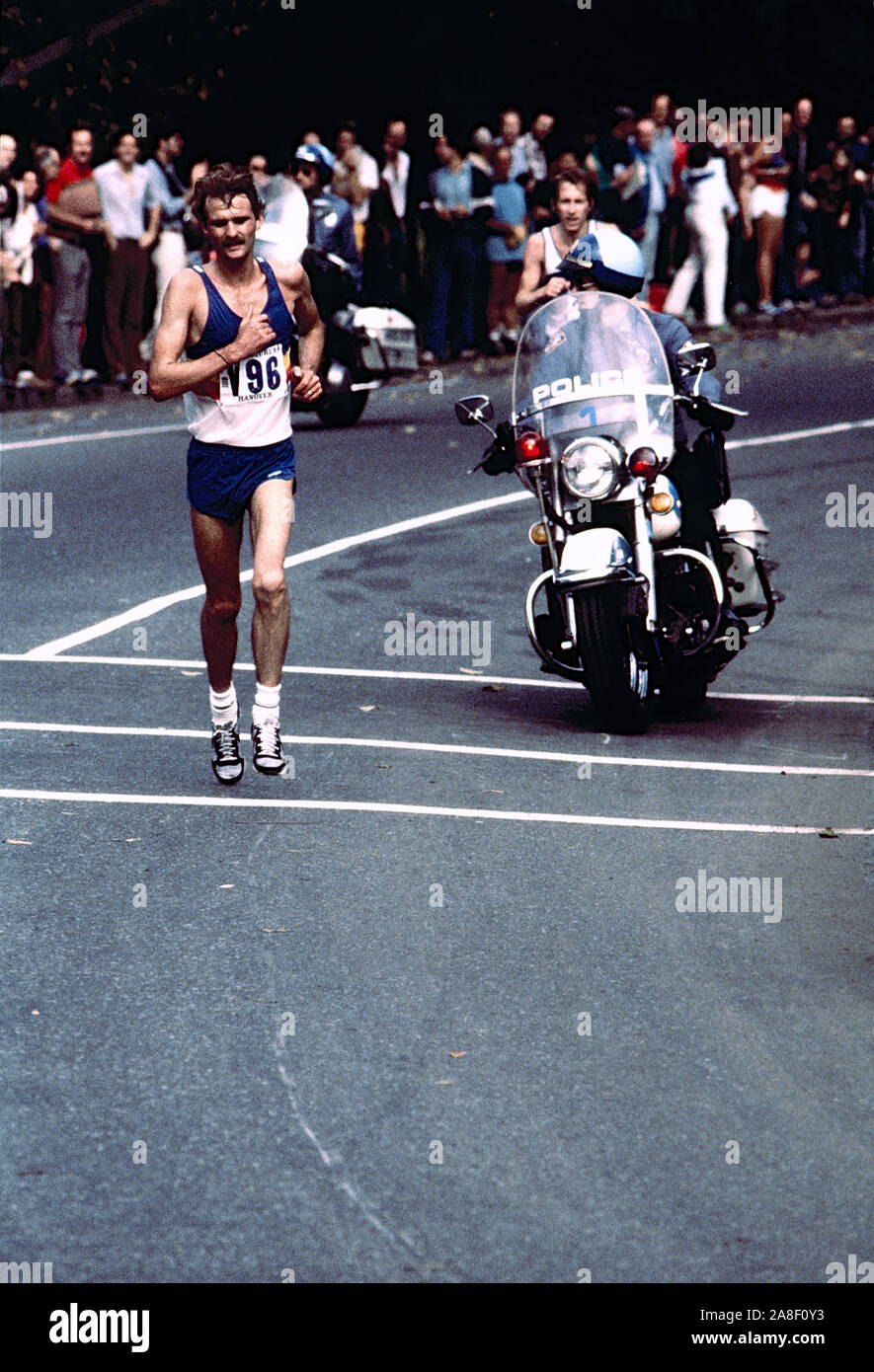 Runners competing in central park hi-res stock photography and images ...