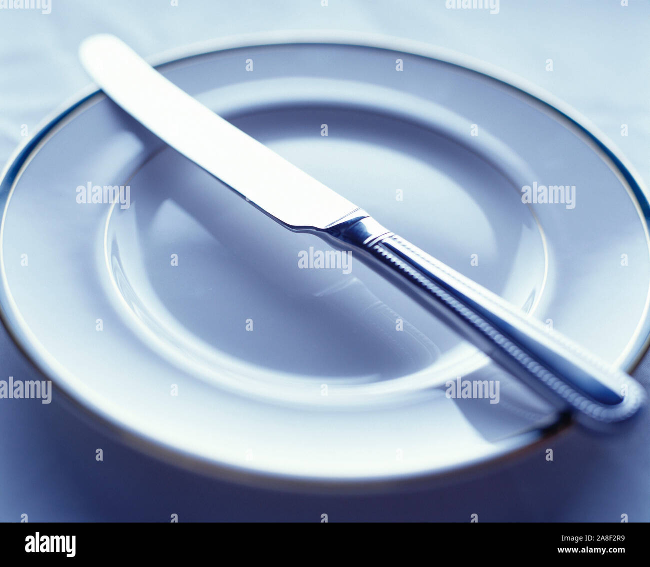 Still life with a knife hi-res stock photography and images - Alamy