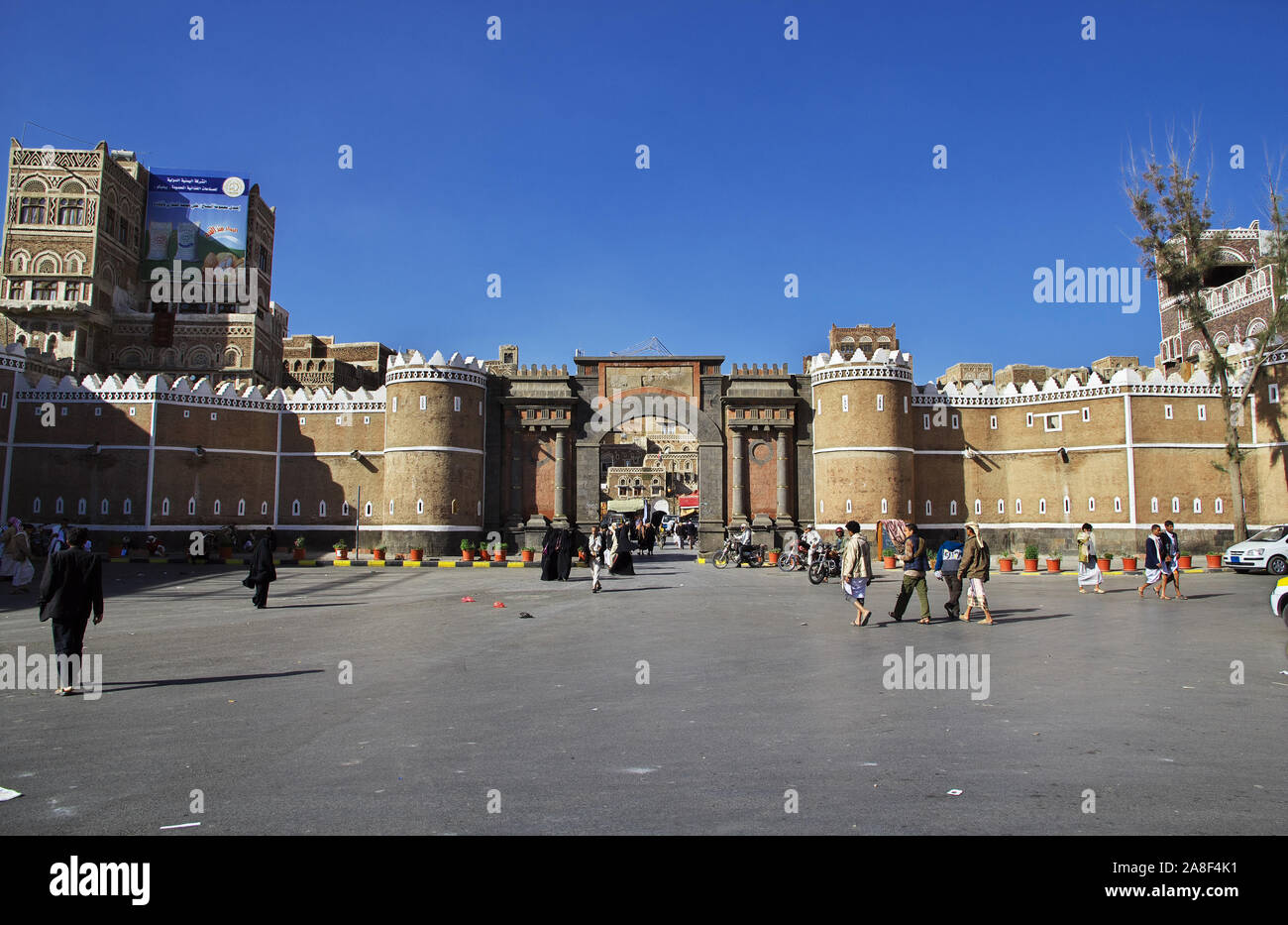 Sana'a / Yemen - 30 Dec 2012: Bab al-Yemen, the vintage gate in Sana'a ...