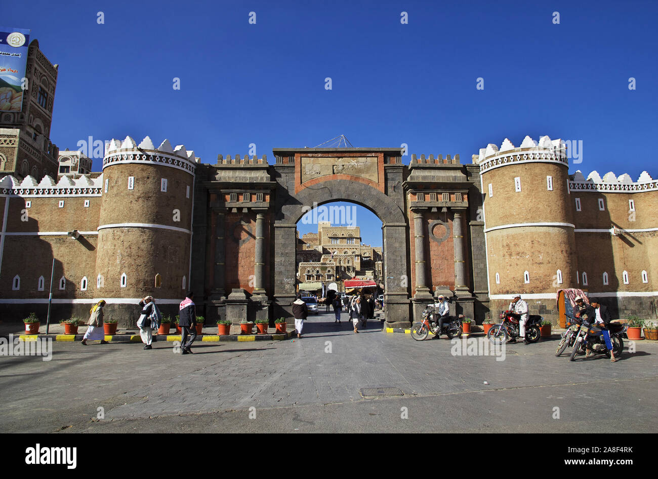 Sana'a / Yemen - 30 Dec 2012: Bab al-Yemen, the vintage gate in Sana'a ...