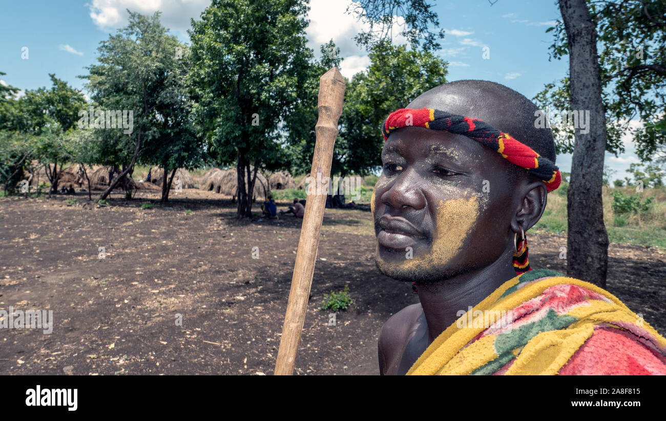 Ethiopia tribe donga hi-res stock photography and images - Alamy