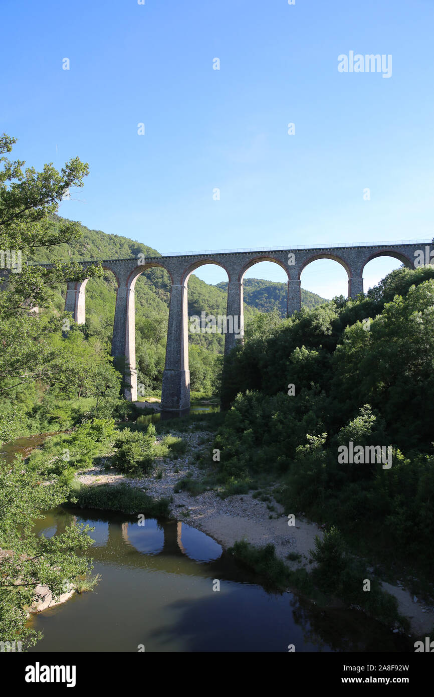 Bridge ardeche hi-res stock photography and images - Alamy