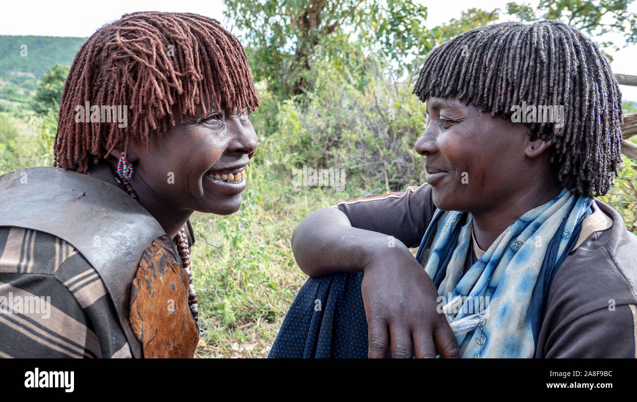 Women from the Bana or Bena tribe Ethiopia Stock Photo - Alamy