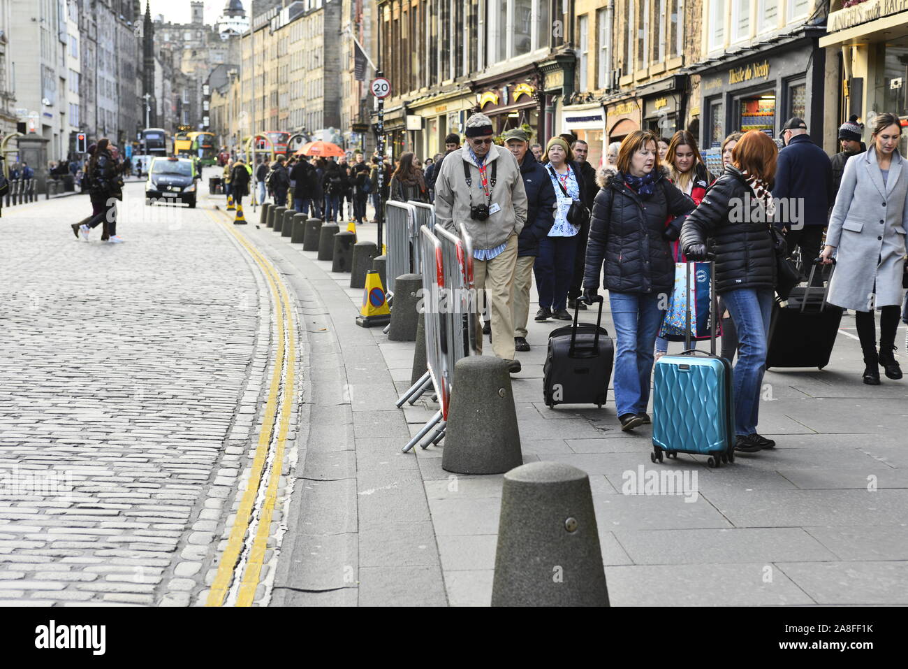 Life in a European city Stock Photo - Alamy