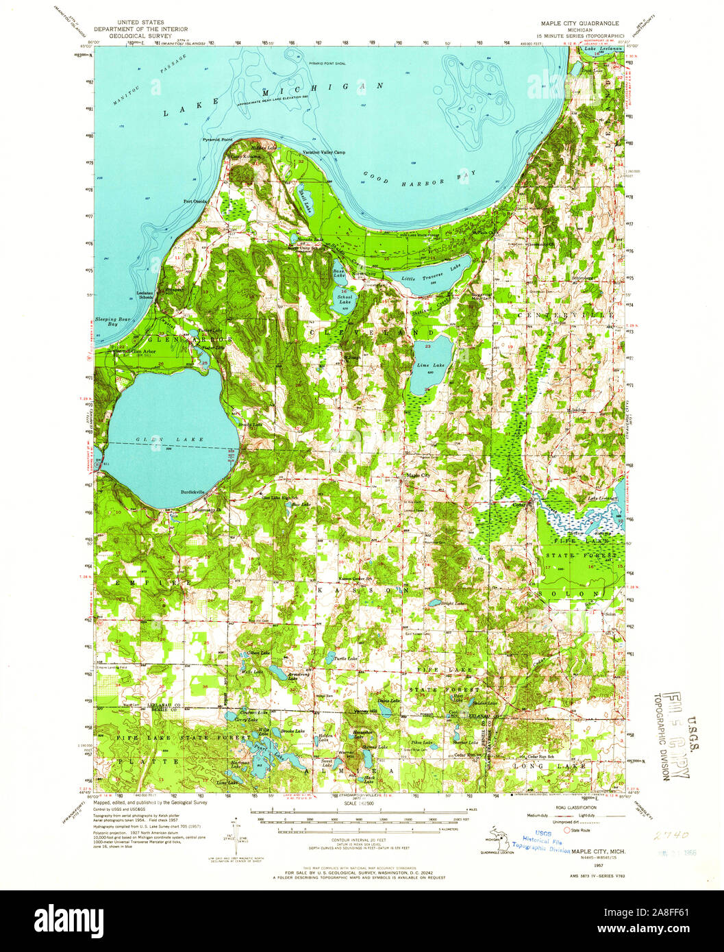 USGS TOPO Map Michigan MI Maple City 278308 1957 62500 Stock Photo - Alamy