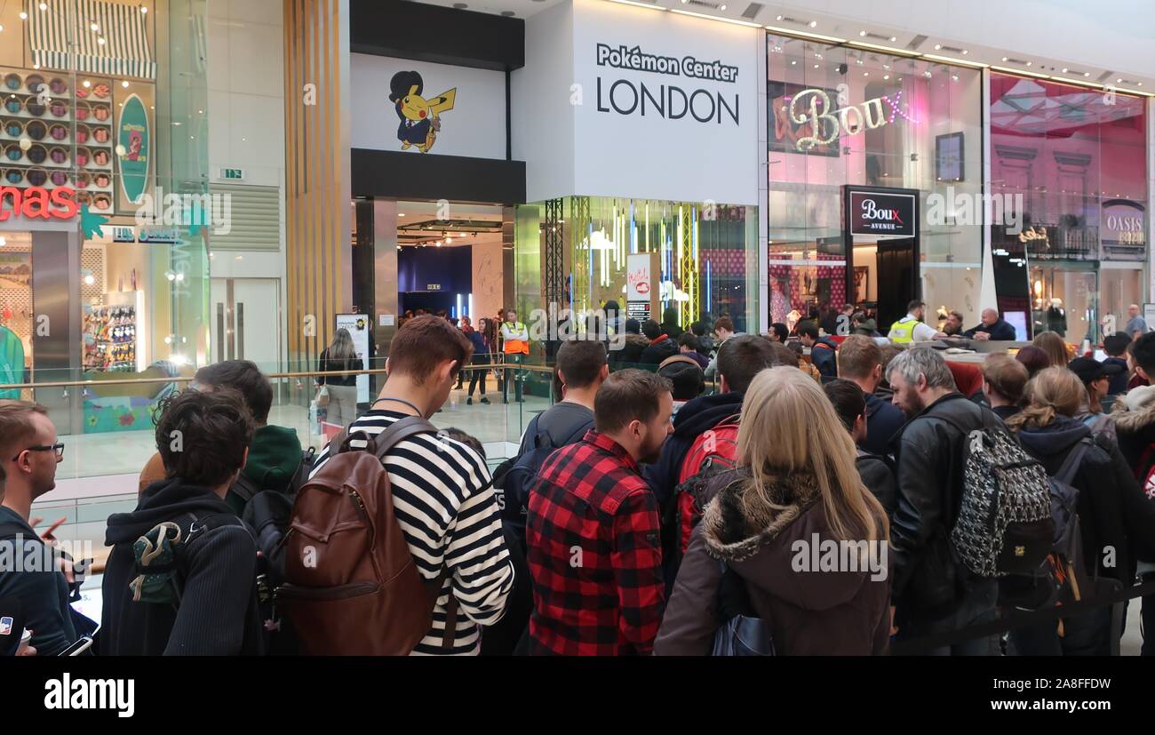 Pokemon shop london hi-res stock photography and images - Alamy
