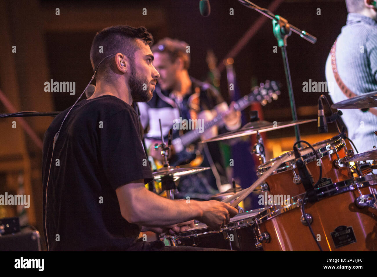 Light stick concert hi-res stock photography and images - Alamy