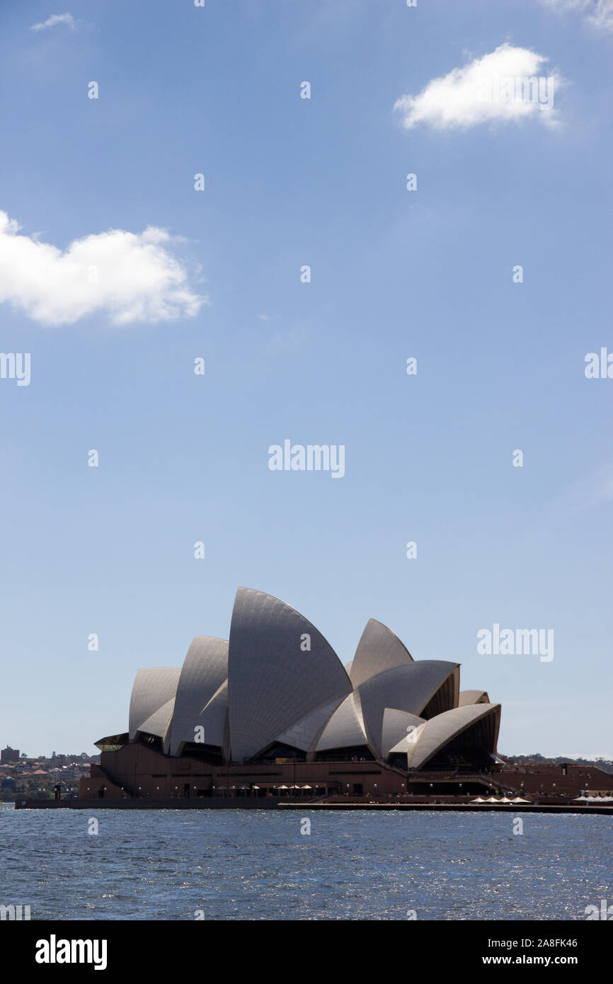 Sydney Opera House in Spring/Summer Stock Photo - Alamy