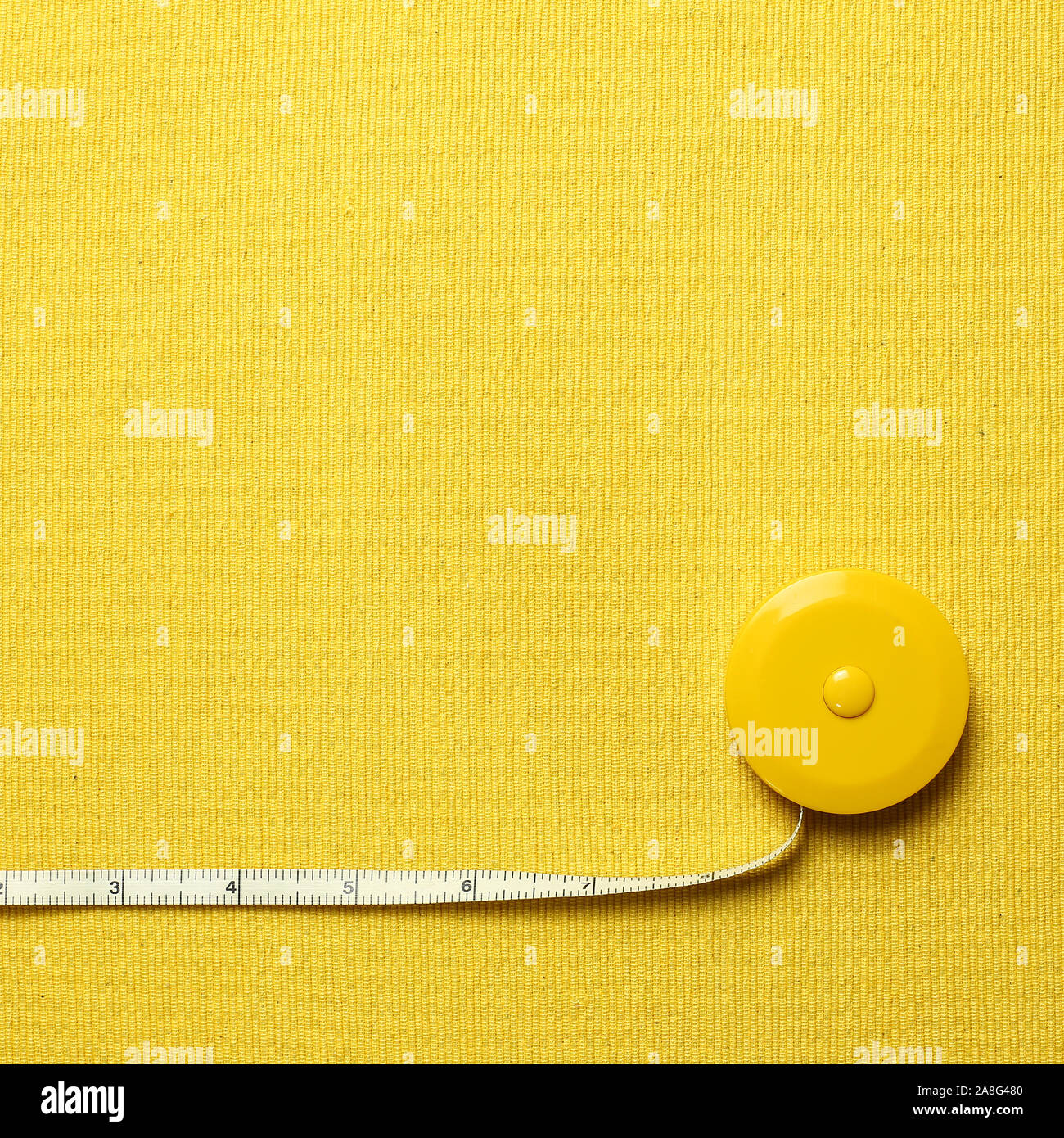 Fabric tape measure hi-res stock photography and images - Alamy