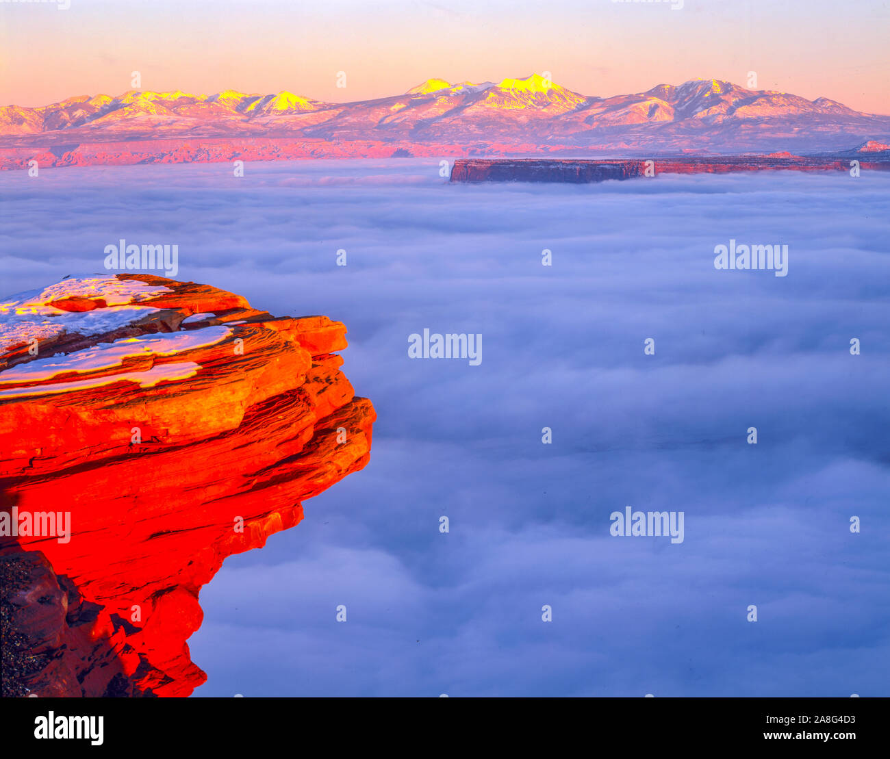 Fog in the canyons, Dead Horse Point State Park, Utah Winter fog along ...