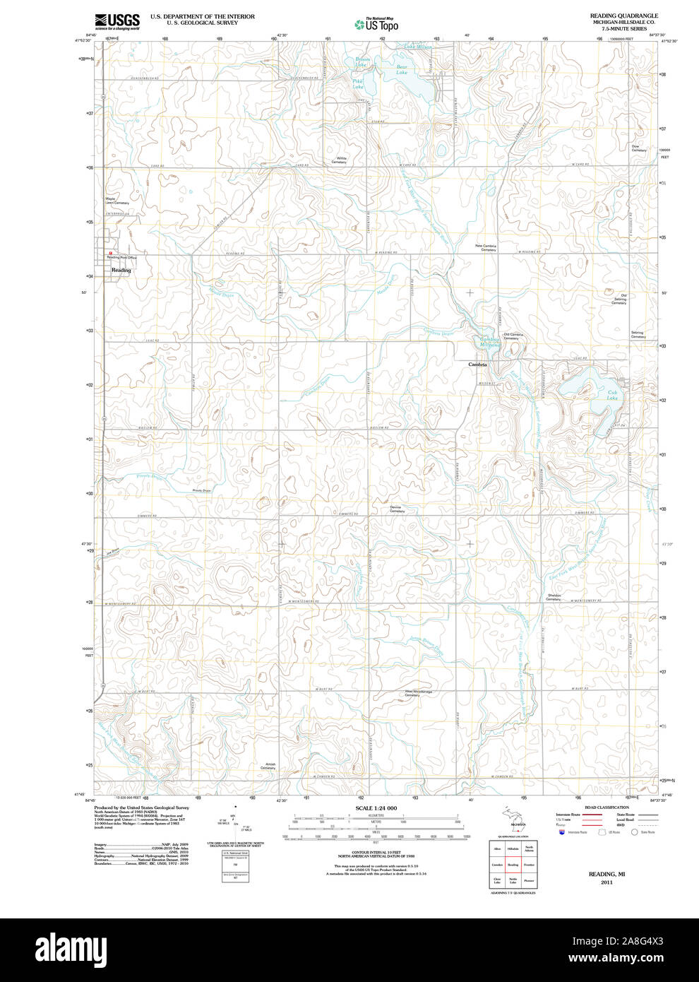 Reading maps Cut Out Stock Images & Pictures - Alamy