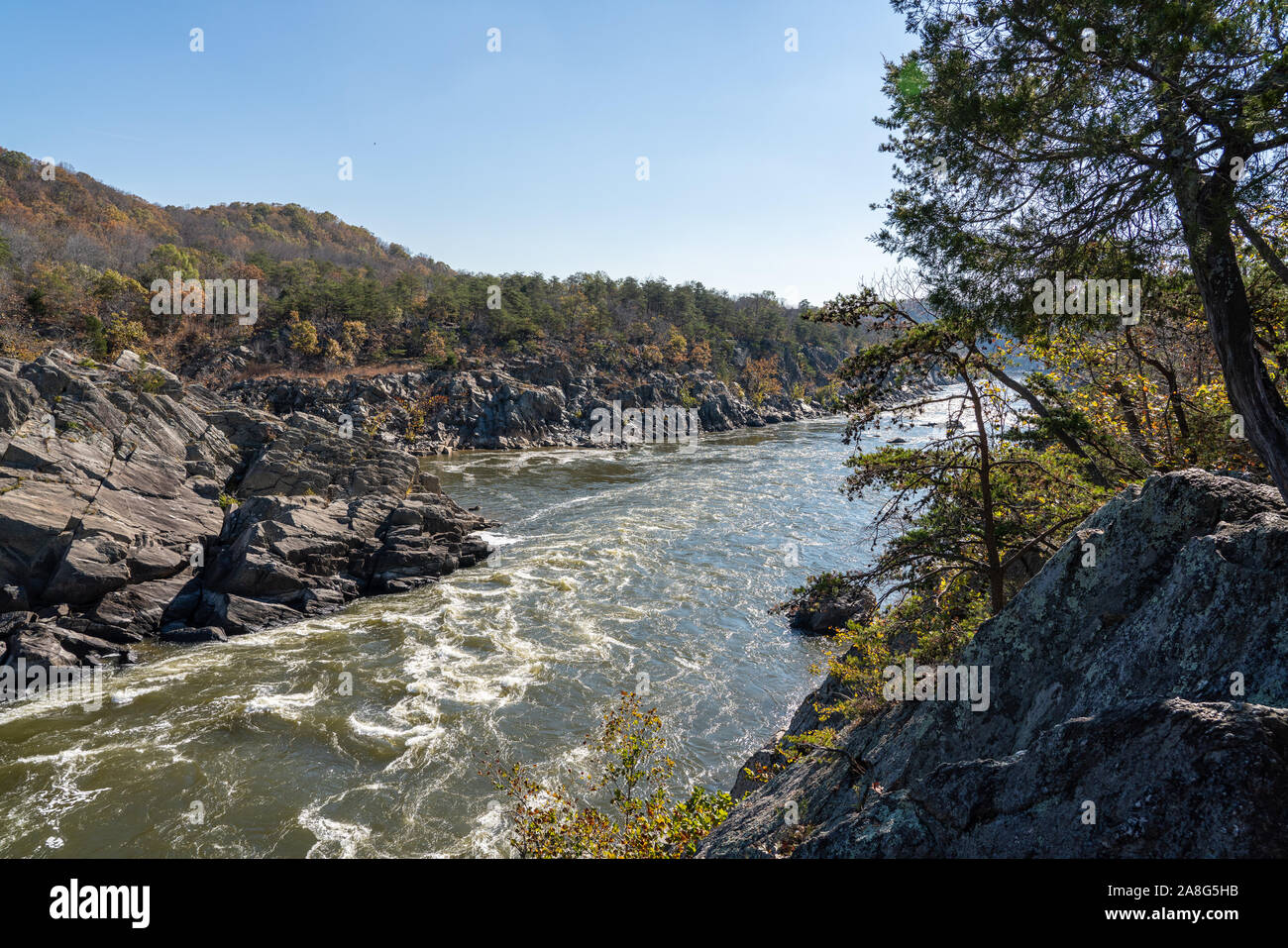 Potomac river flows thoough the narrow Mathers Gorge in Northern ...