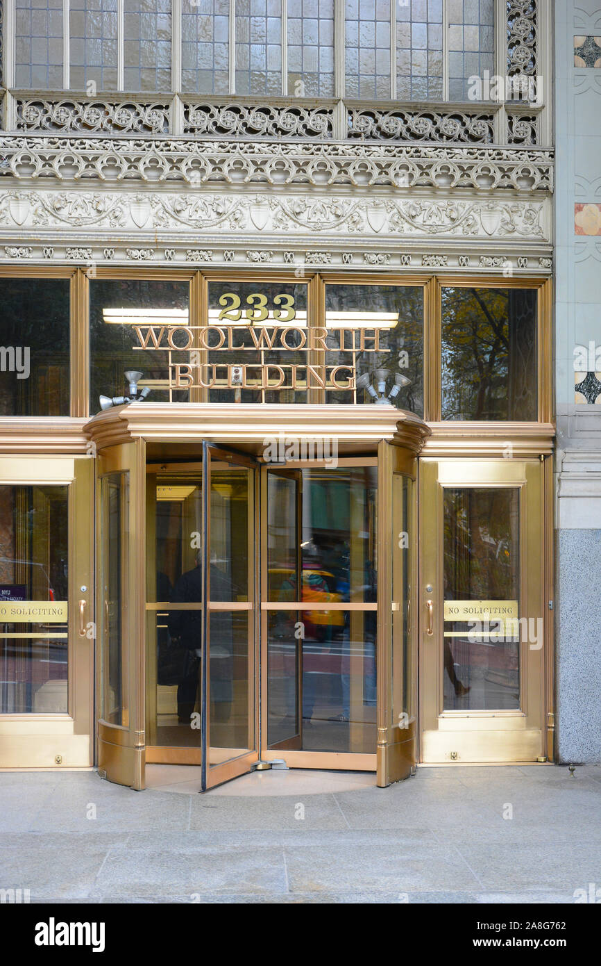 NEW YORK, NY - 05 NOV 2019: Entrance to the historic Woolworth Building ...