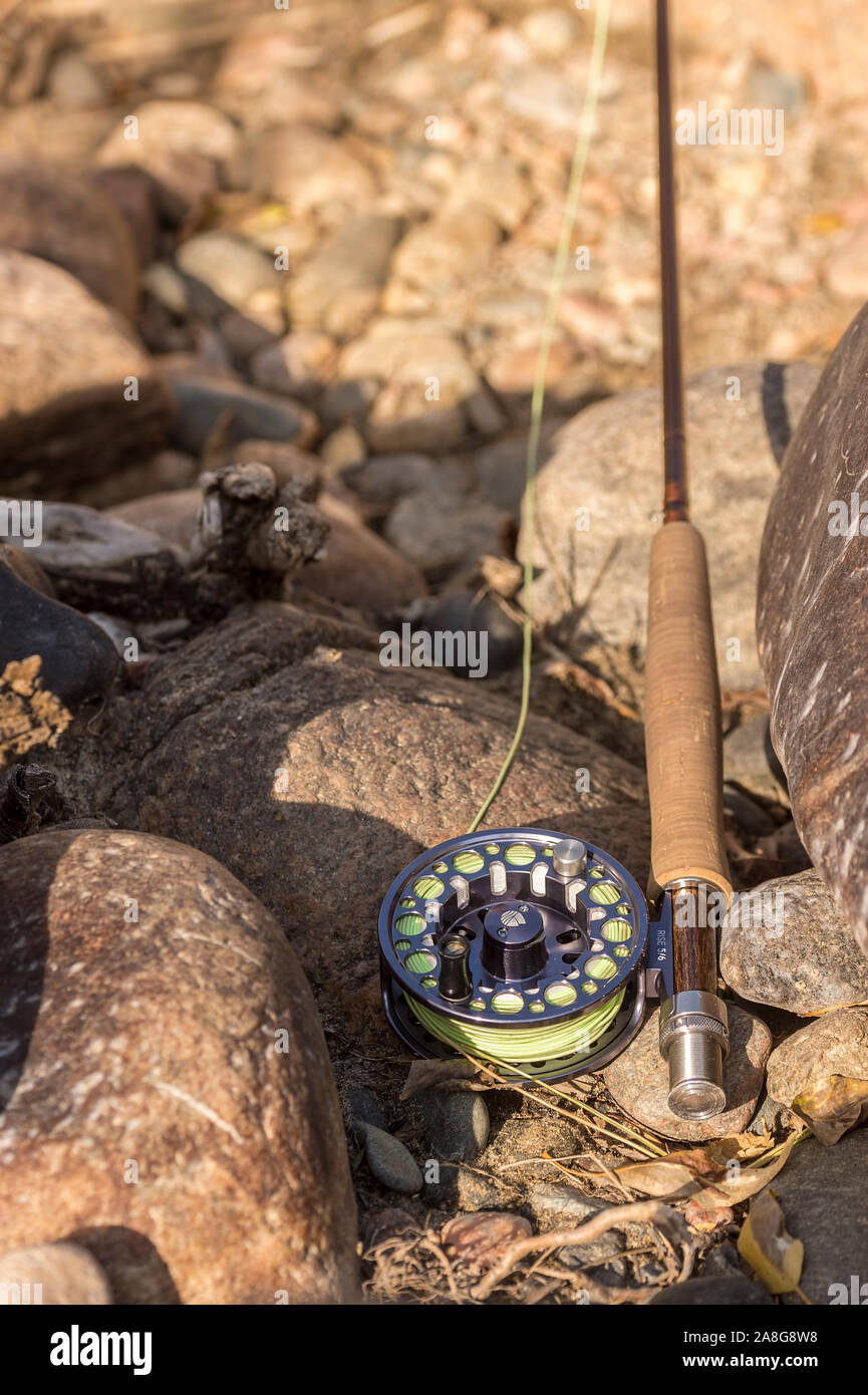Fishing on the rocks hi-res stock photography and images - Alamy