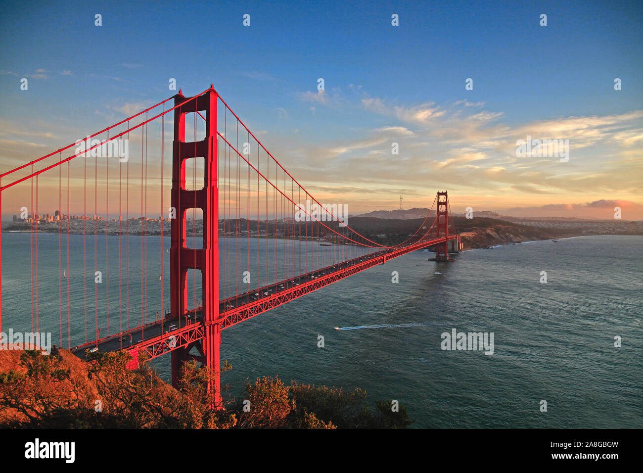 Architecture suspension hi-res stock photography and images - Alamy