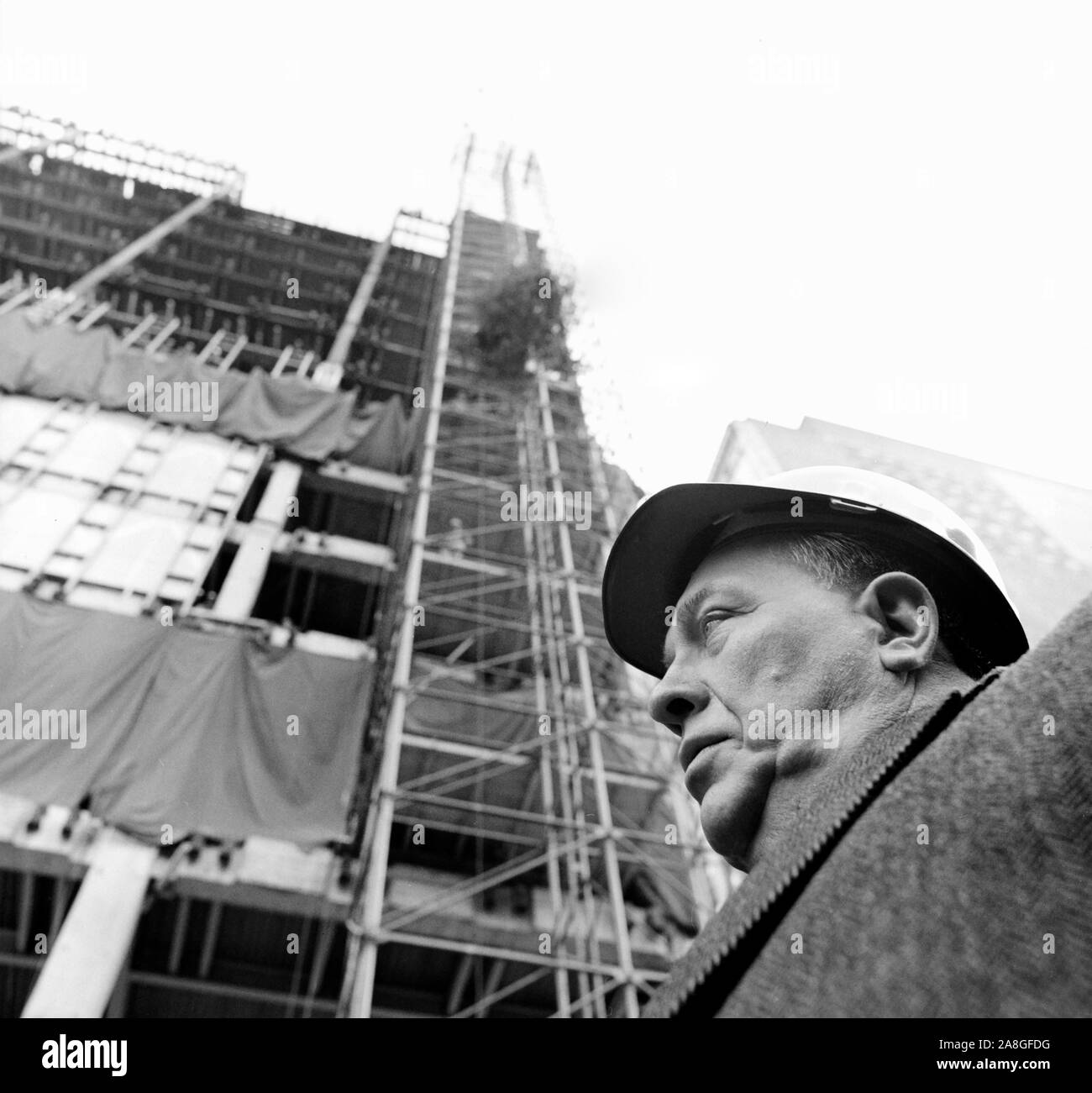 Chicago Mayor Richard J. Daley is shown at the announcement of a new ...