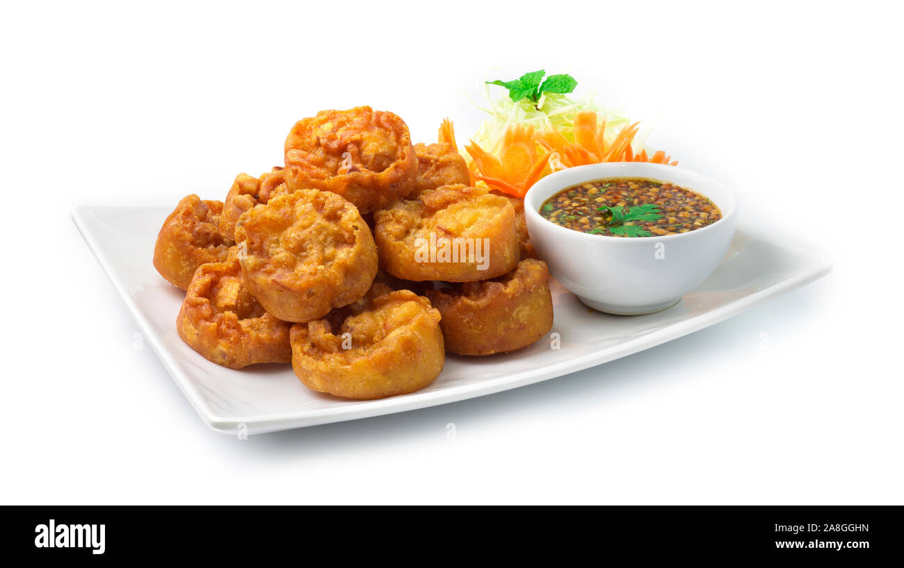 Fried Taro Cake Vegetarian (Zhu Jiao Quan) Served with sweet chili ...