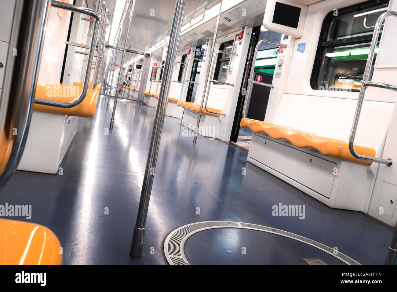 Train cab hi-res stock photography and images - Alamy