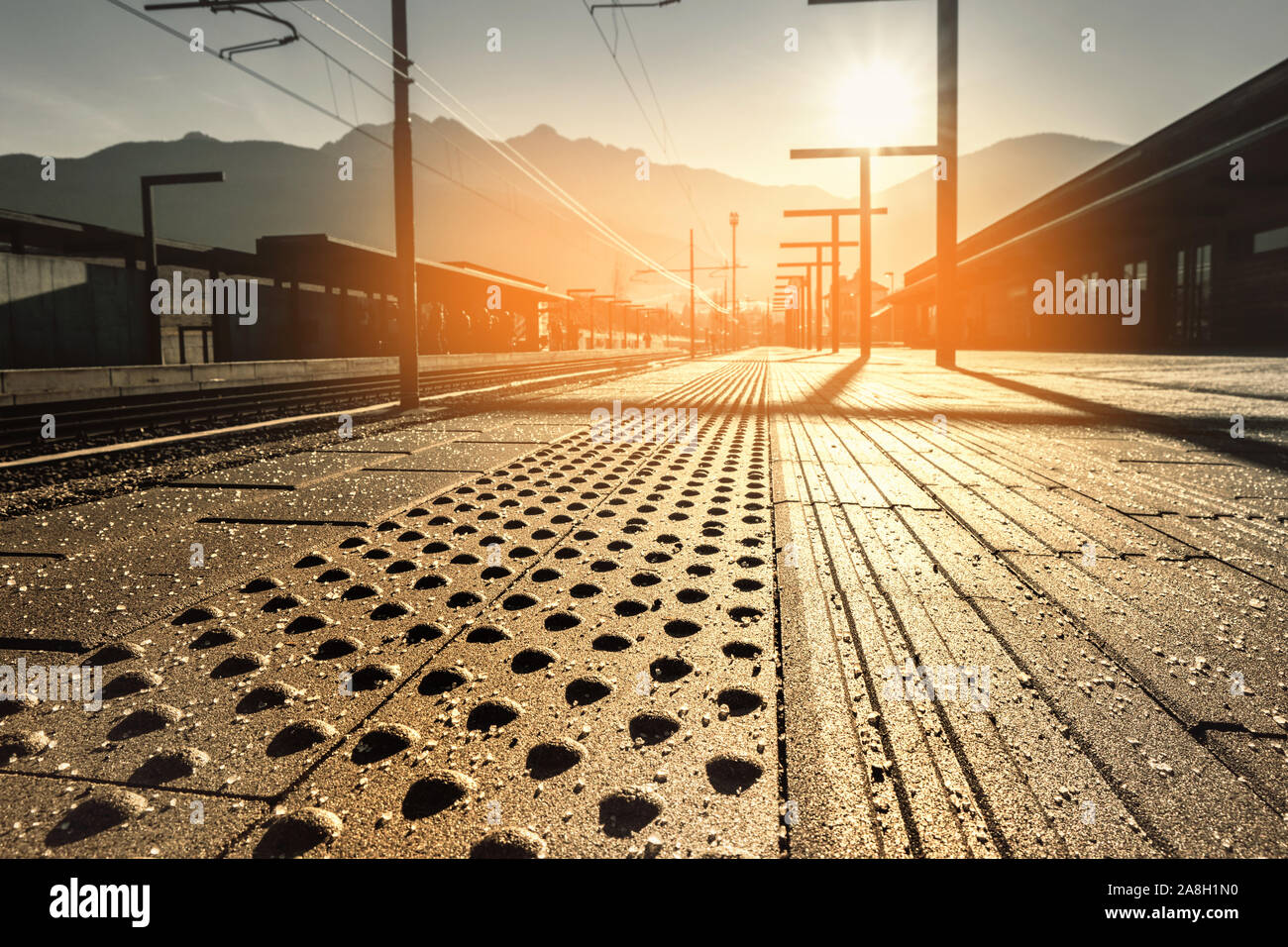 Winter morning railway station in hi-res stock photography and images ...