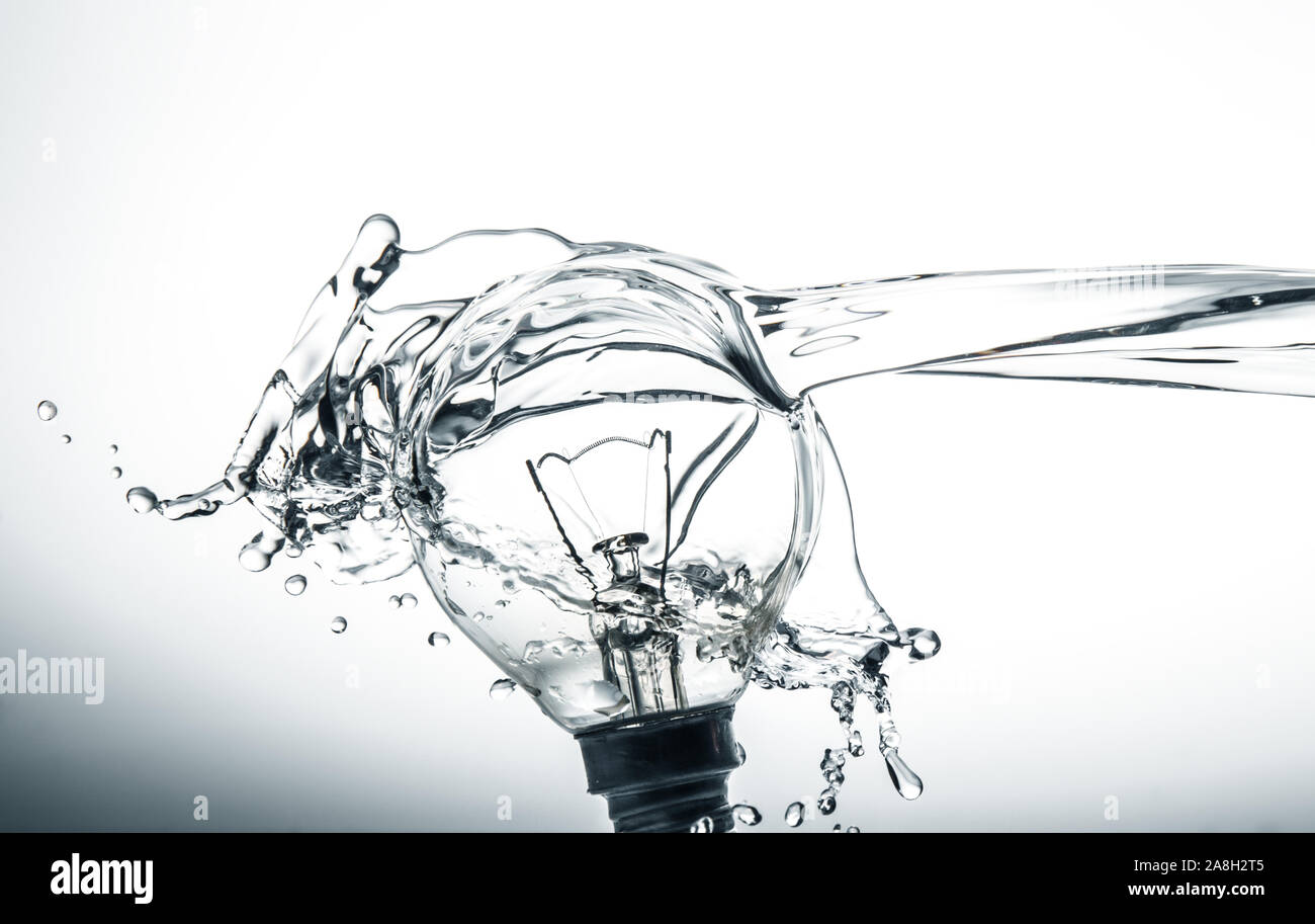 Bulb water splash hi-res stock photography and images - Alamy