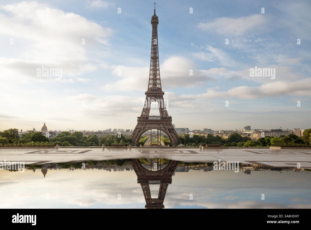 landscape of the Eiffel Tower in Paris Stock Photo - Alamy