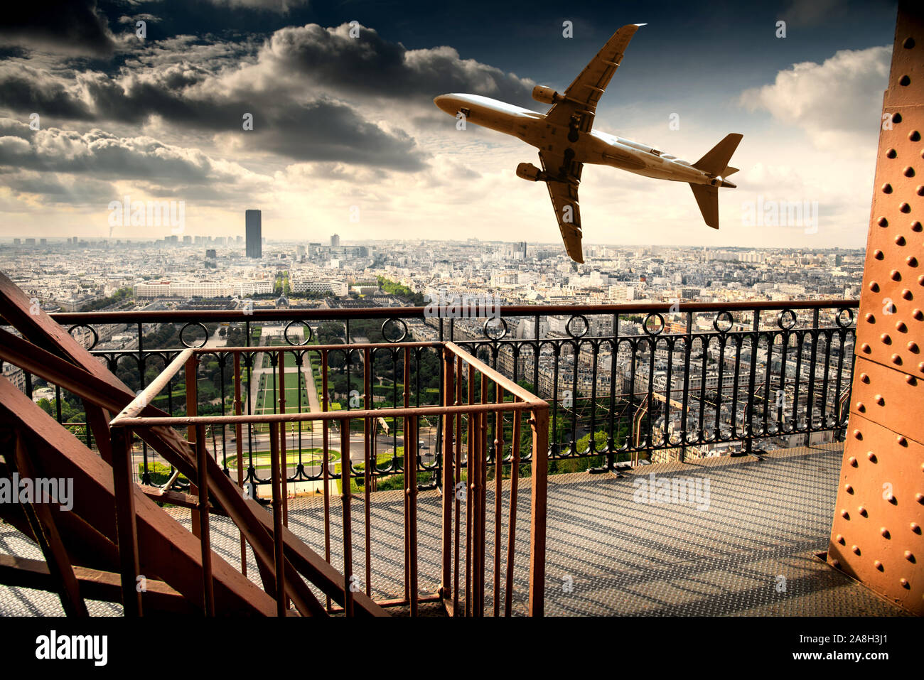 Paris plane view hi-res stock photography and images - Alamy