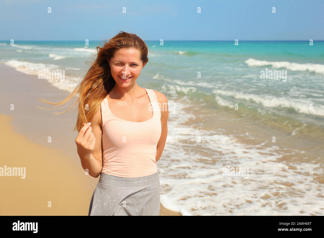 Eye squint light hi-res stock photography and images - Alamy