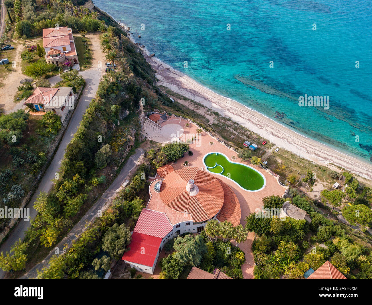 Villas High Resolution Stock Photography and Images - Alamy