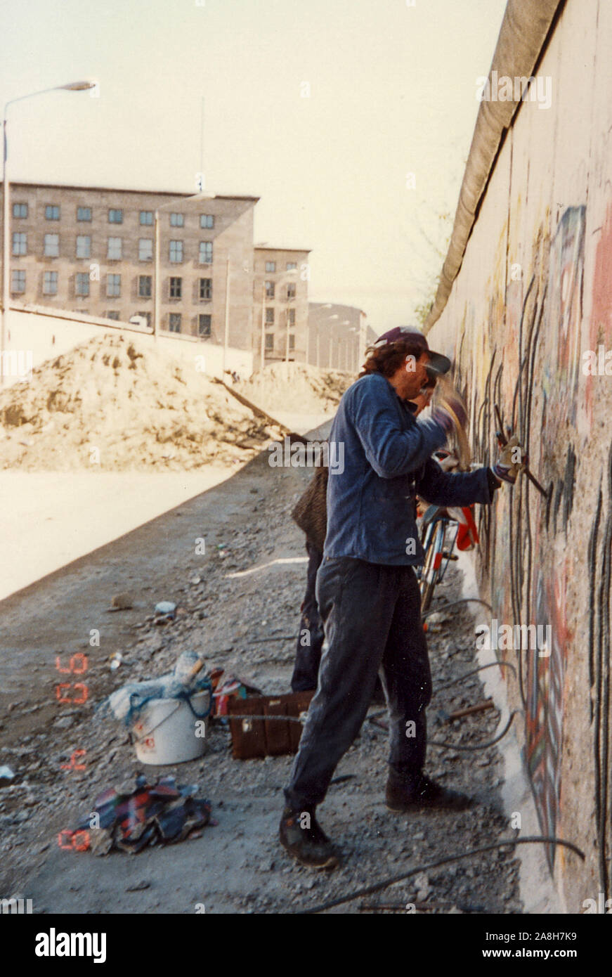 1989 news hi-res stock photography and images - Alamy