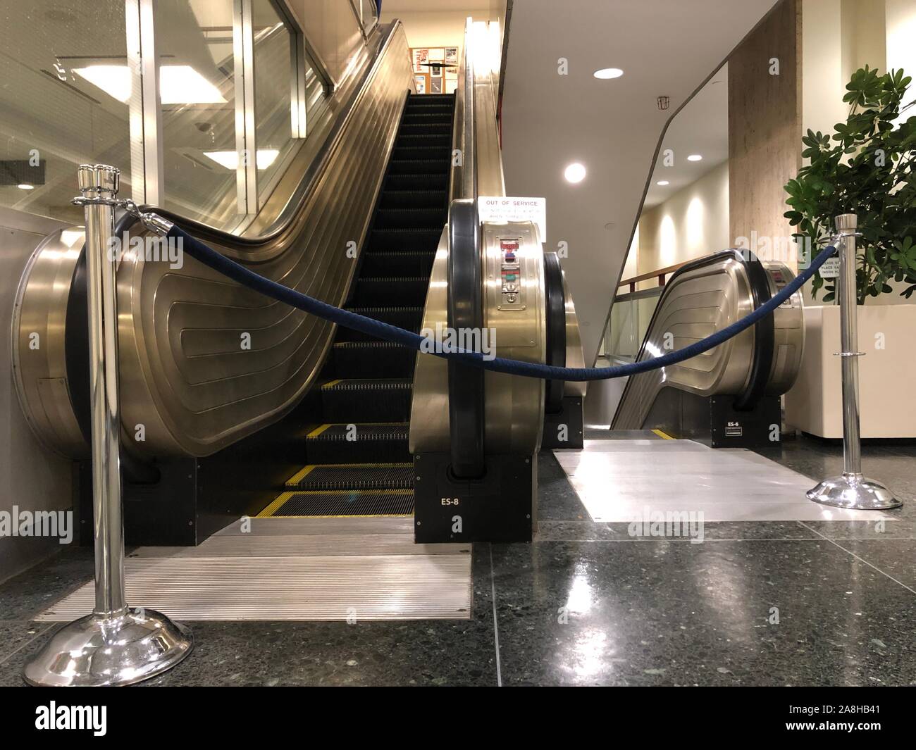 Short escalators hi-res stock photography and images - Alamy