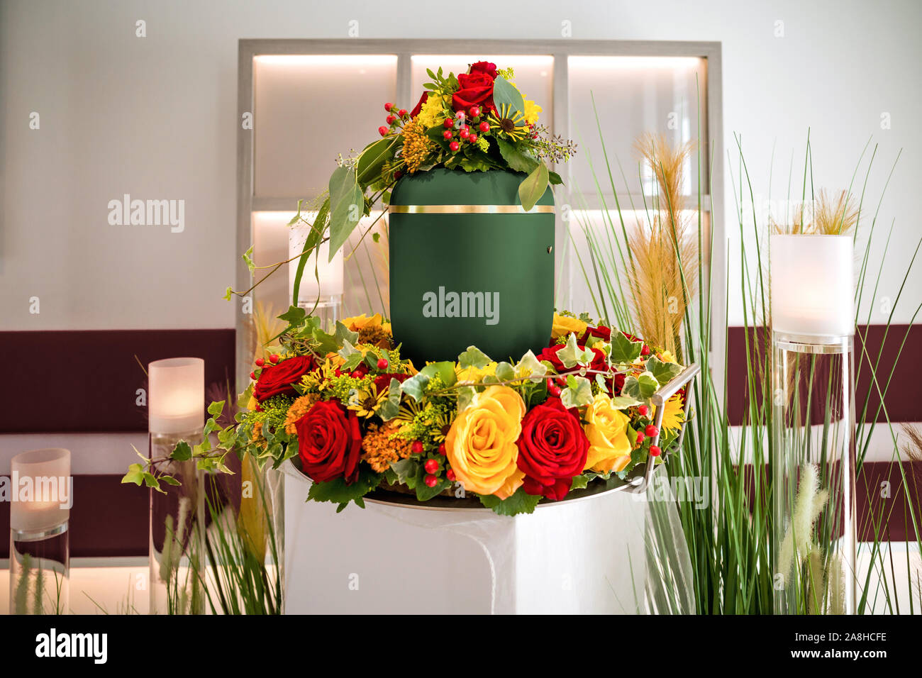 Funeral casket hi-res stock photography and images - Alamy