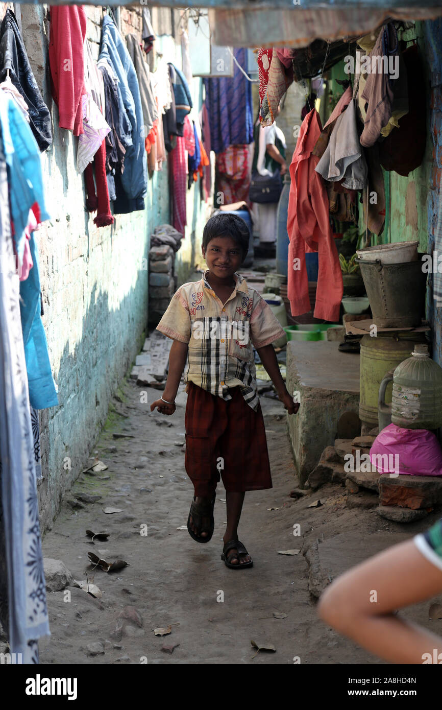 Ghetto and slums in Kolkata, India Stock Photo - Alamy