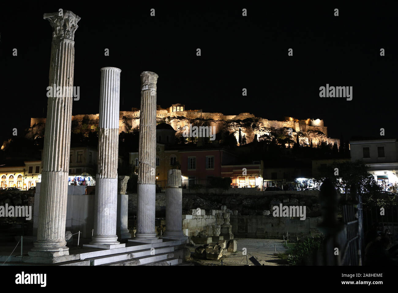 The temple of zeus by night hi-res stock photography and images - Alamy