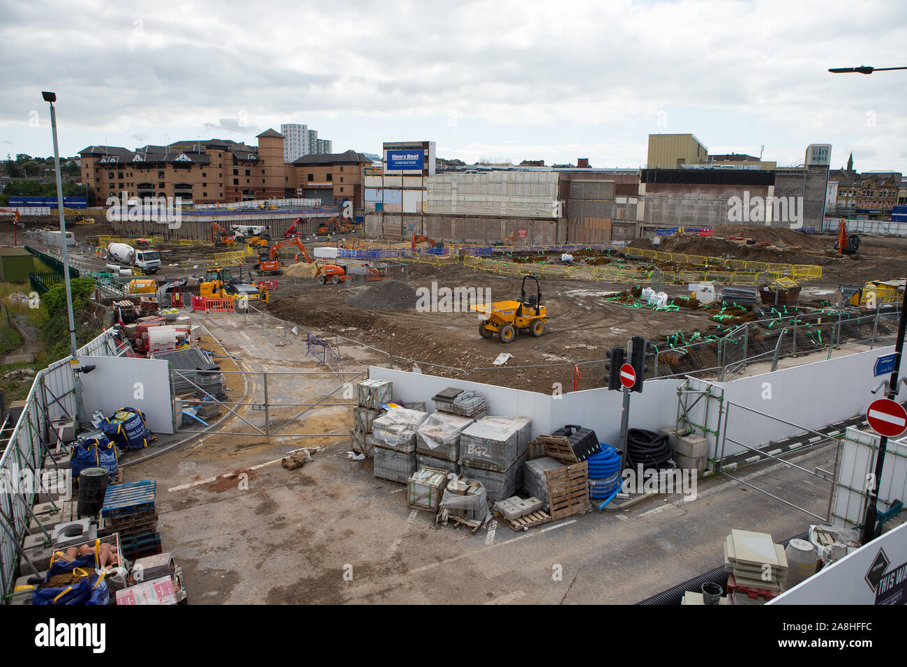 Cineworld barnsley hi-res stock photography and images - Alamy