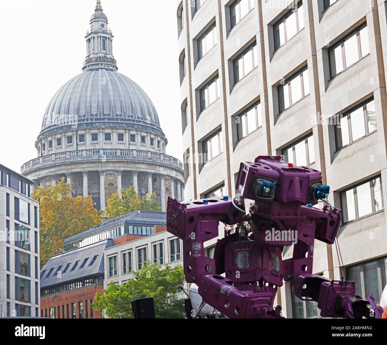 Lord mayors show puppet london hi-res stock photography and images - Alamy
