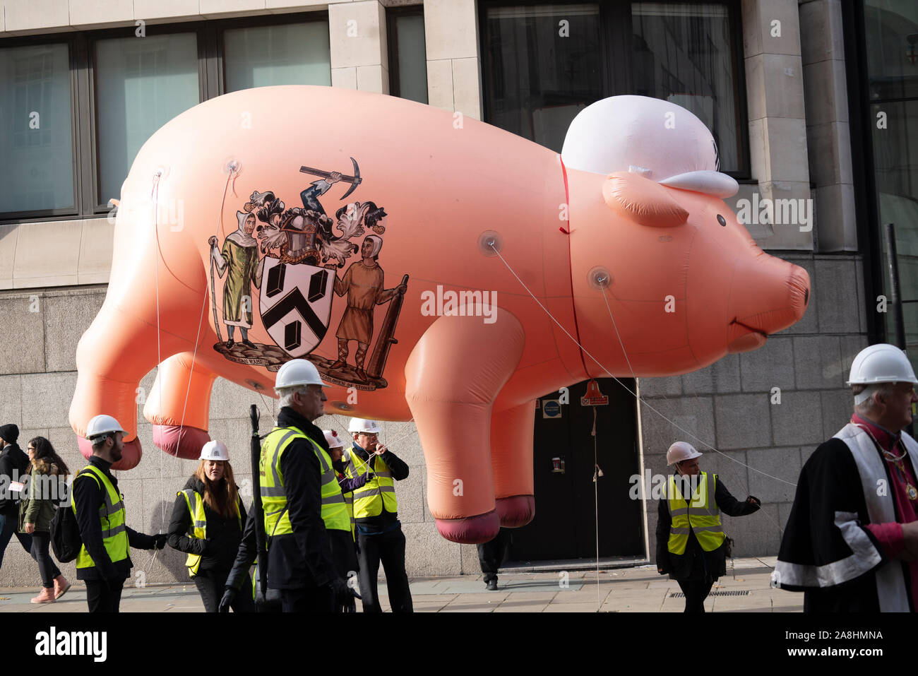 Inflatable pig hi-res stock photography and images - Alamy