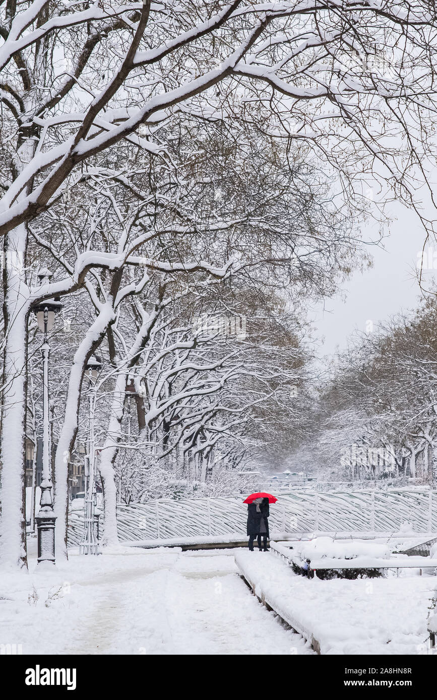 Paris under the snow and floods, snowman on the bank of the Seine ...