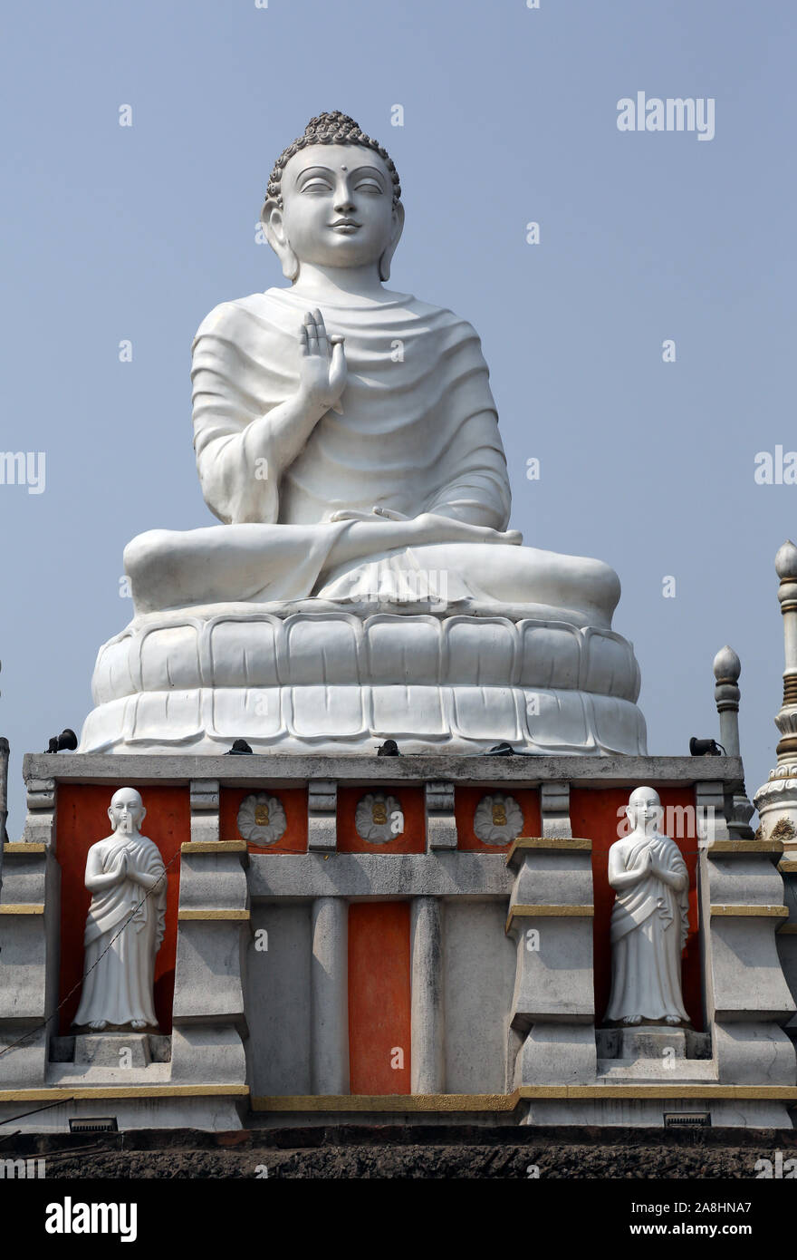 Buddhist temple in Howrah, West Bengal, India Stock Photo - Alamy