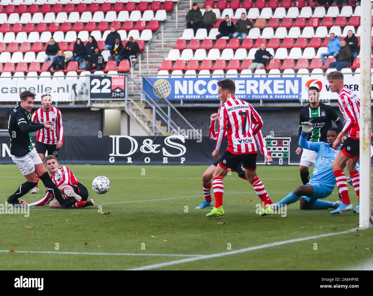 Rowdy Football High Resolution Stock Photography and Images - Alamy