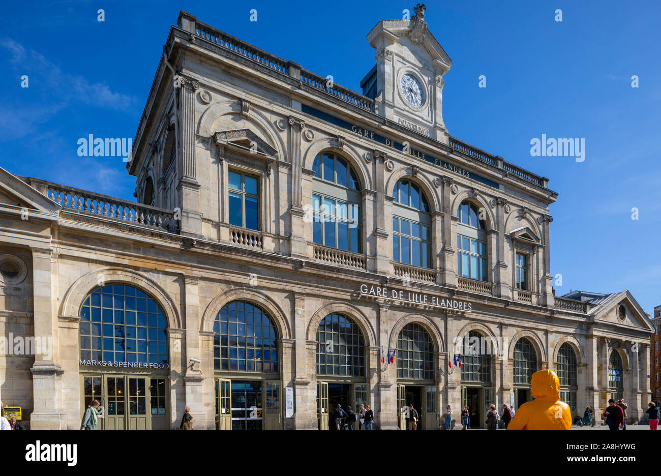 Lille flandres railway station hi-res stock photography and images - Alamy