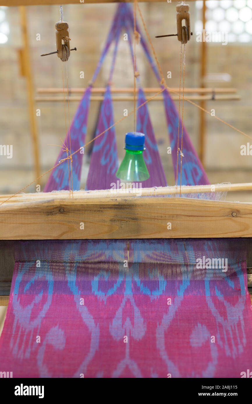 Traditional textile process hi-res stock photography and images - Alamy