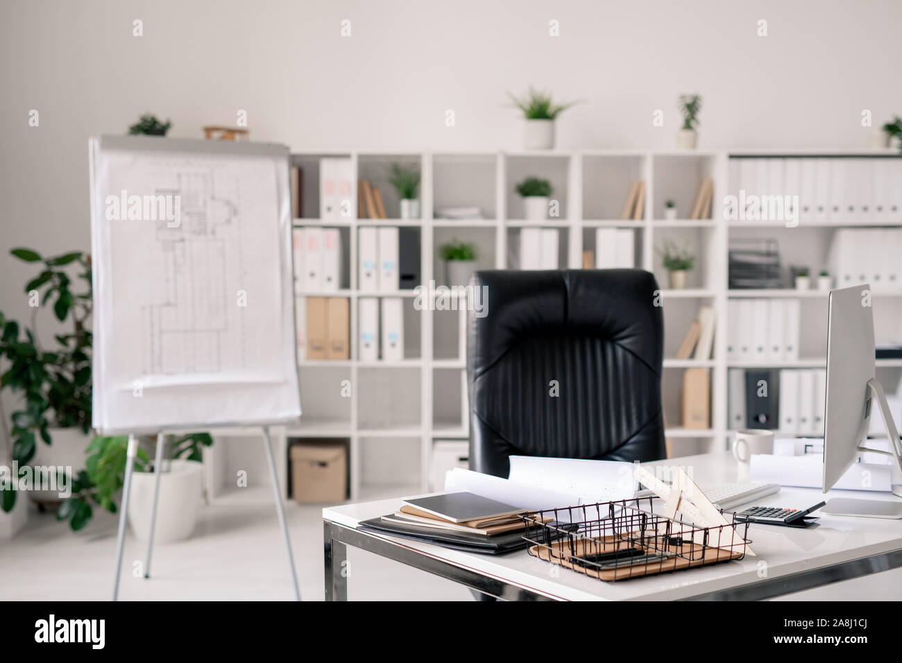Office background hi-res stock photography and images - Alamy