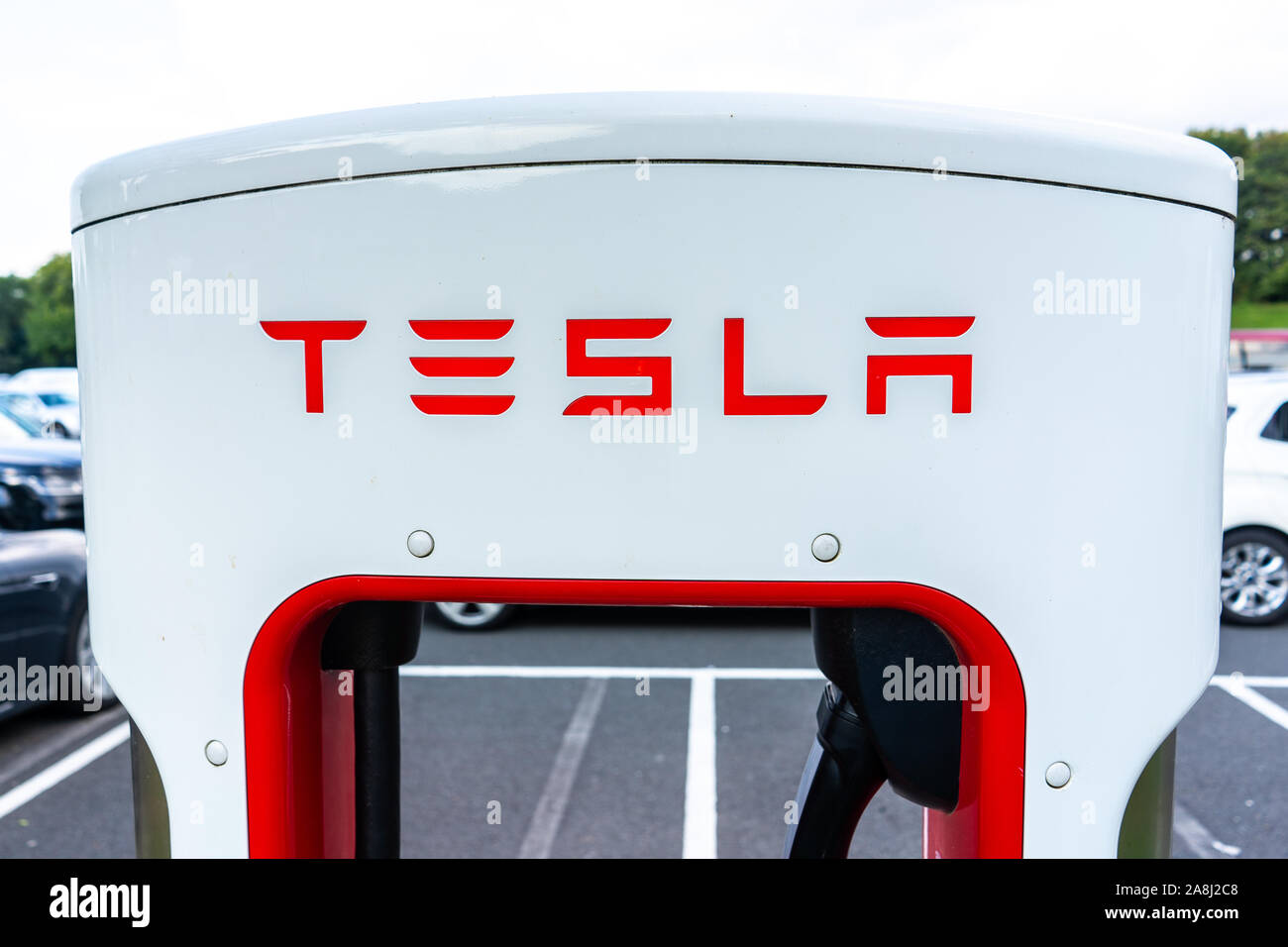 Tesla charging stations at the motorway services in the UK, Electric ...