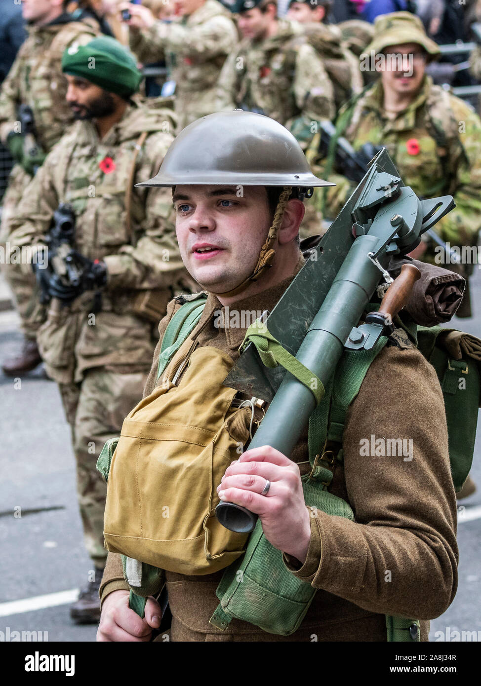London, UK. 09th Nov, 2019. The Light Infantry through history passing ...