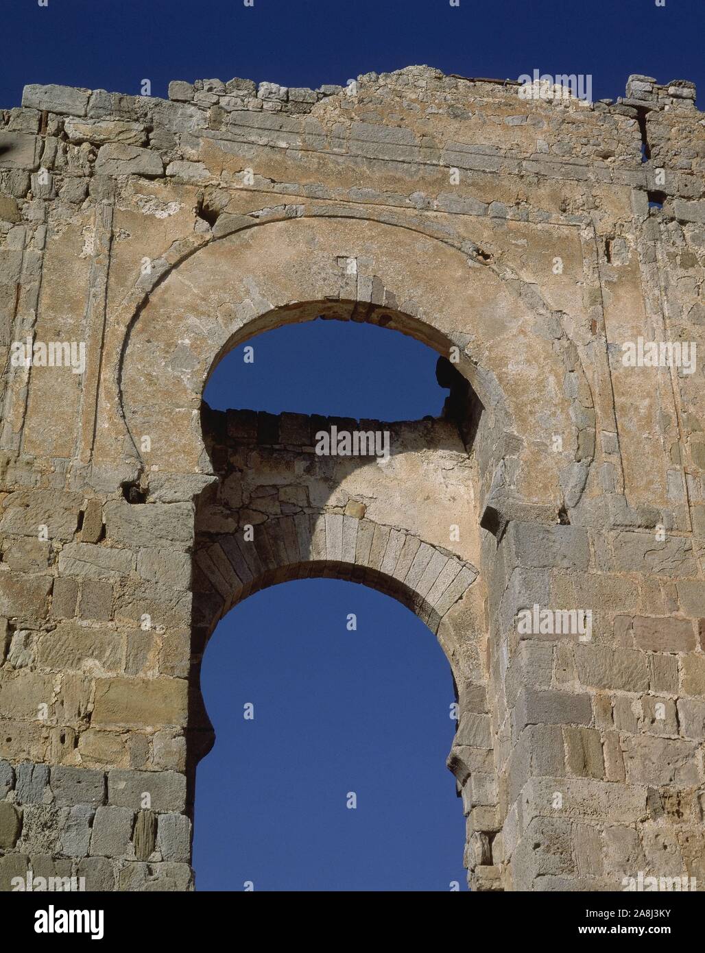 CASTILLO ARABE DEL SIGLO X - PUERTA ARABE DE LA MURALLA. Location ...